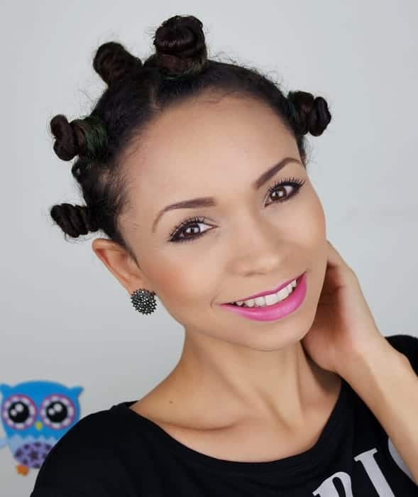 Como Fazer Cachos ou Ondas Sozinha: 10 técnicas com passo a passo