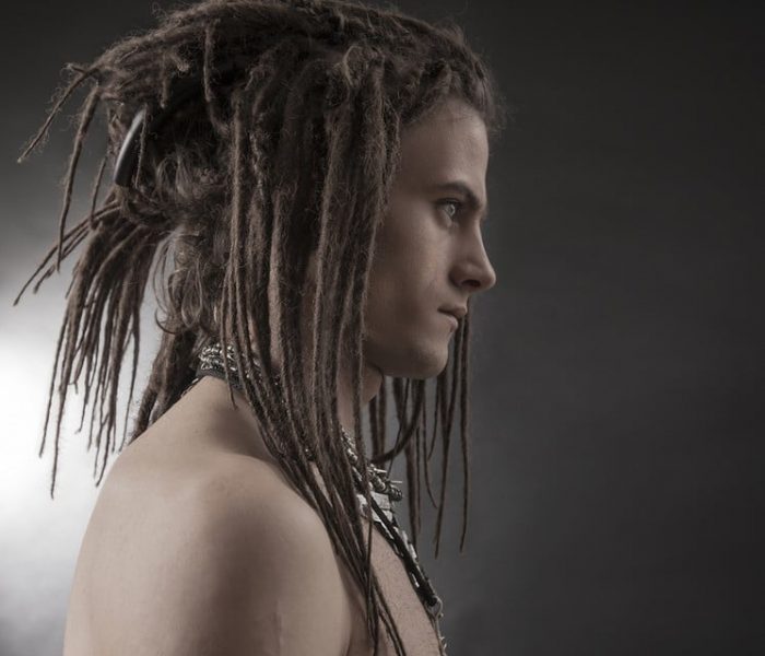 Dread masculino: 20 inspirações e dicas de cuidados e manutenção