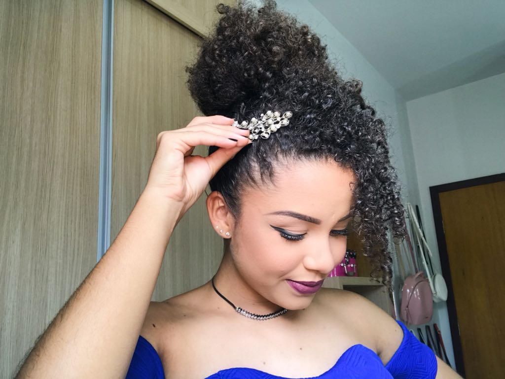 Penteados Afros: Penteados Lindos e Fáceis com Passo a Passo