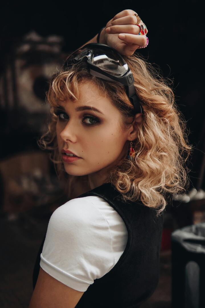 Quer aderir ao fluffy hair? A moda dos cabelos volumosos voltou!