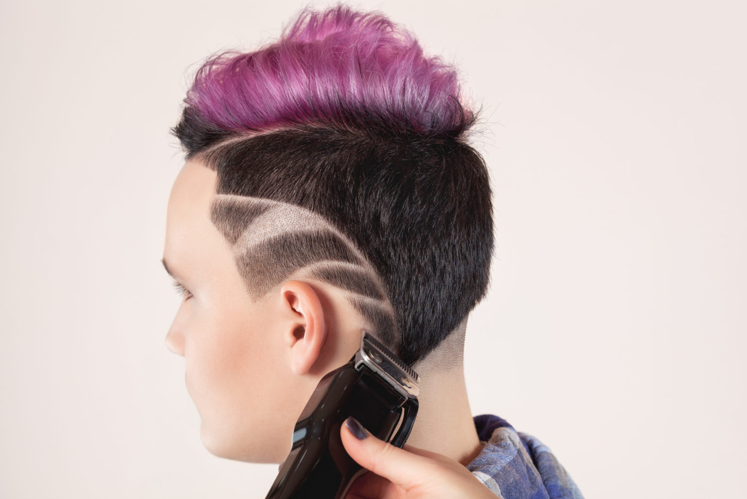 Sidecut: o corte de cabelo estiloso que combina ousadia e personalidade