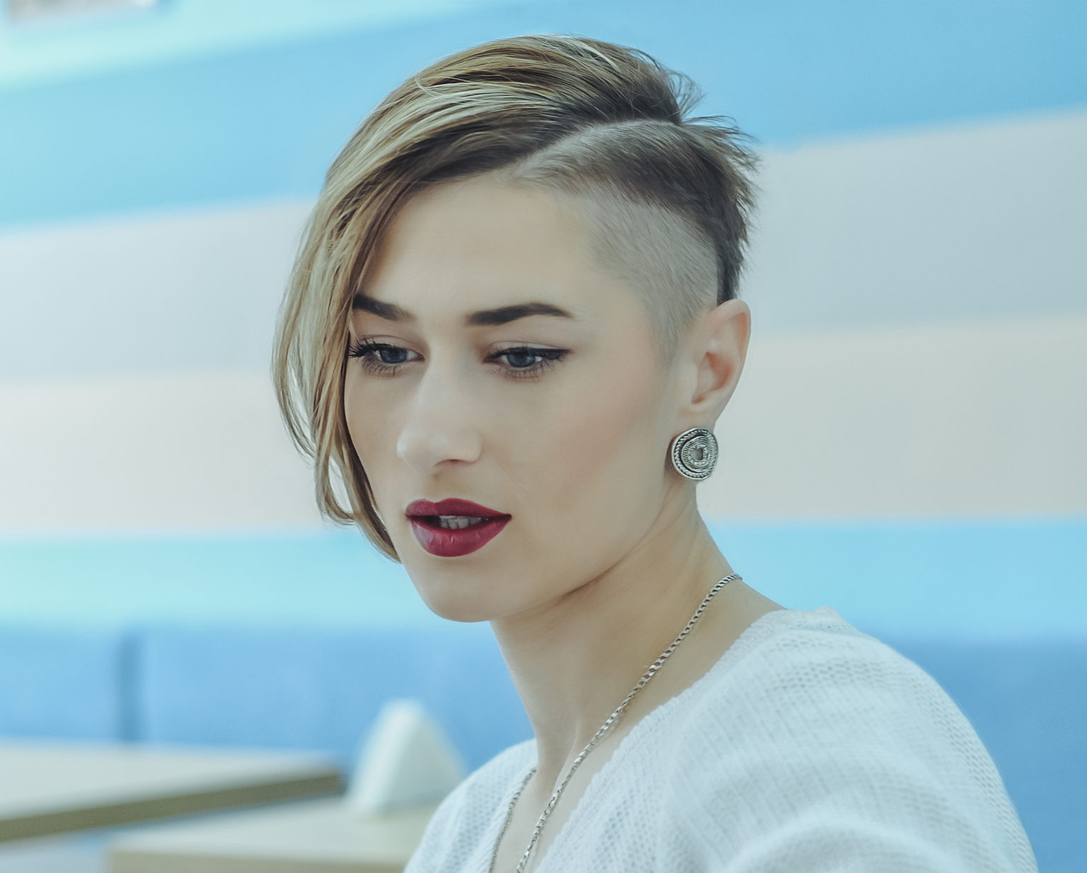 Sidecut: o corte de cabelo estiloso que combina ousadia e personalidade