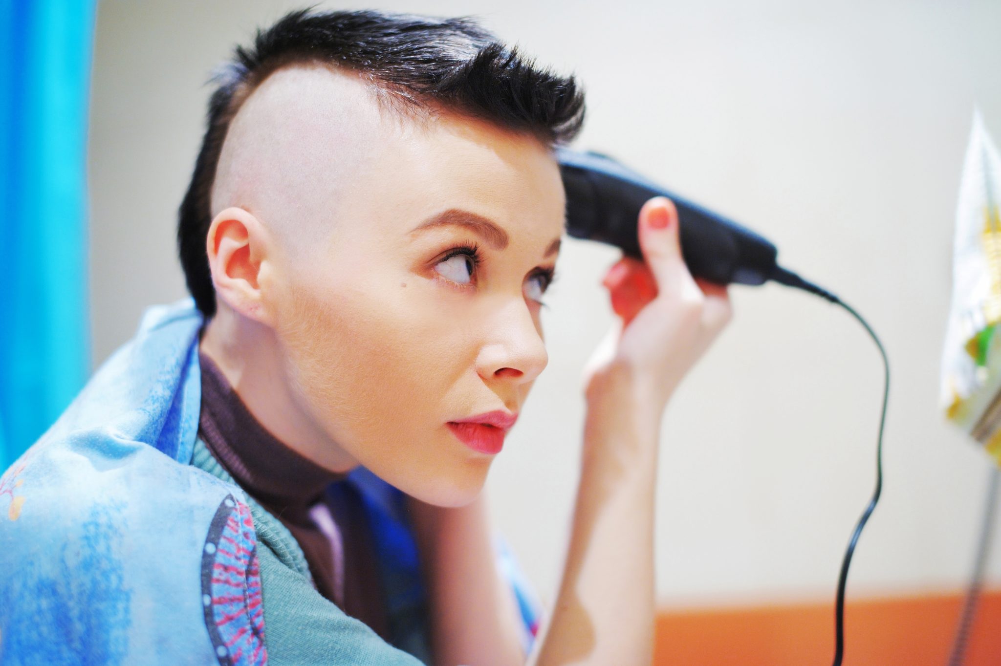 Sidecut: o corte de cabelo estiloso que combina ousadia e personalidade